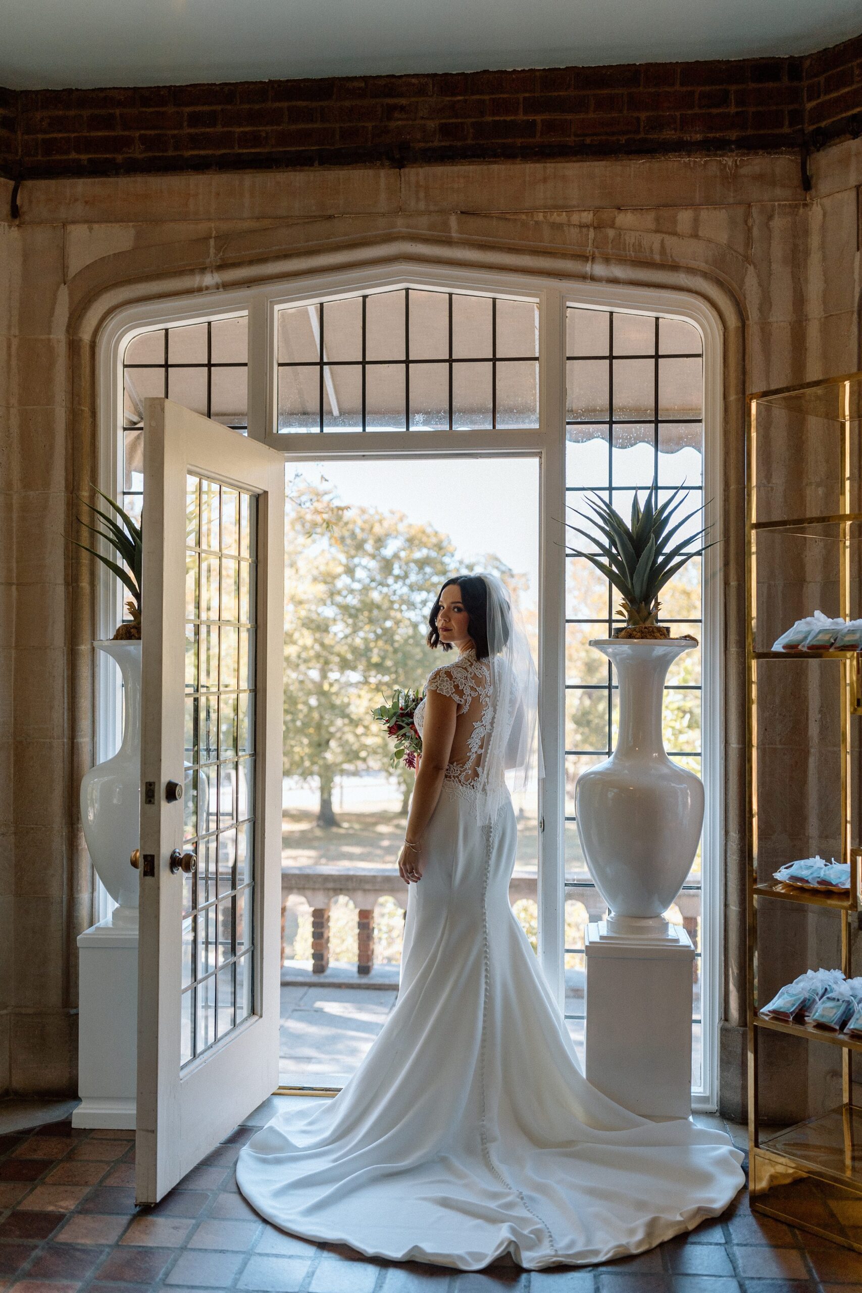 Timeless Harwelden Mansion Fall Wedding - Katherine Rivera Photography